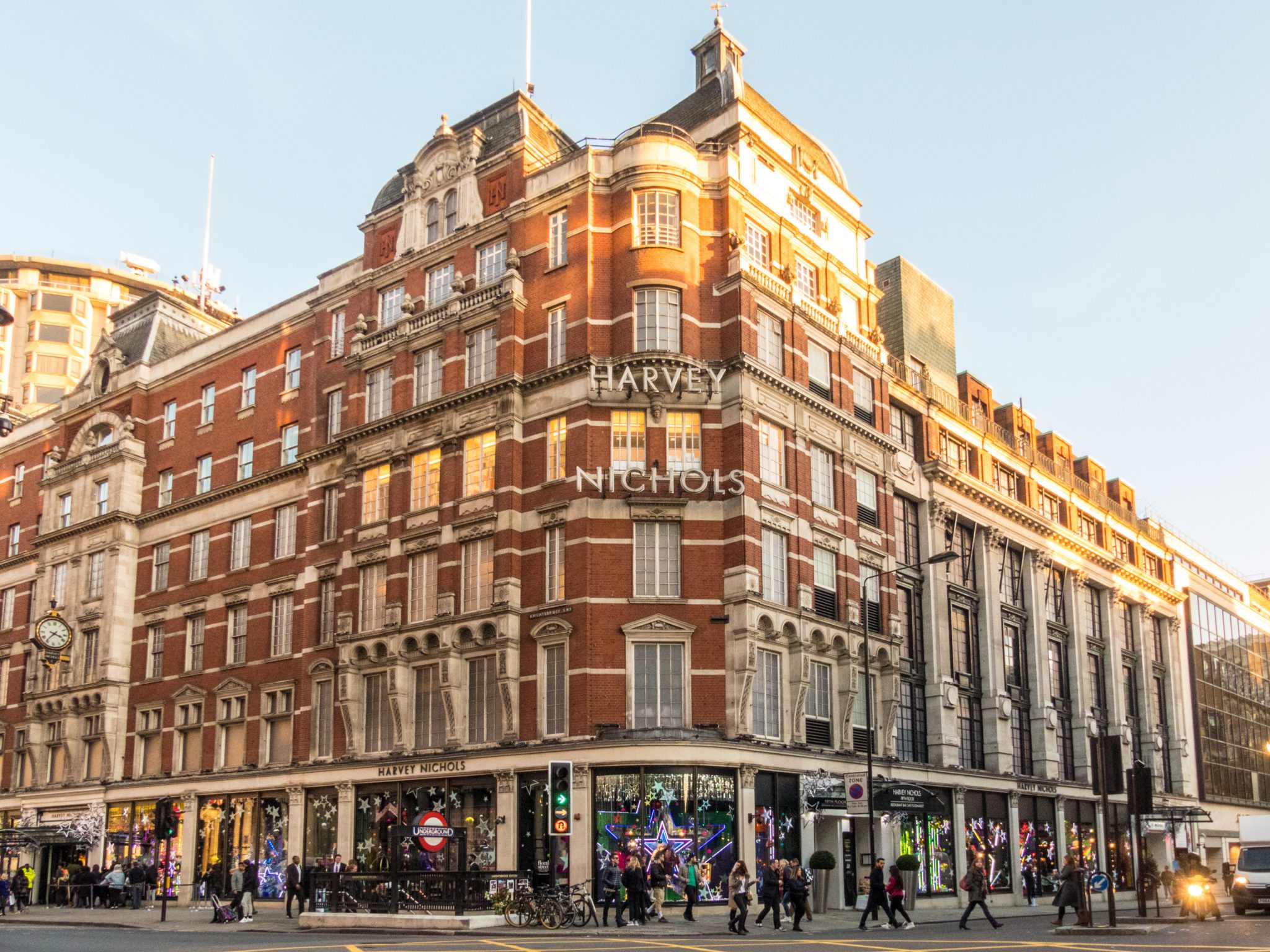 The five stars: London’s most famous department stores - London Planner