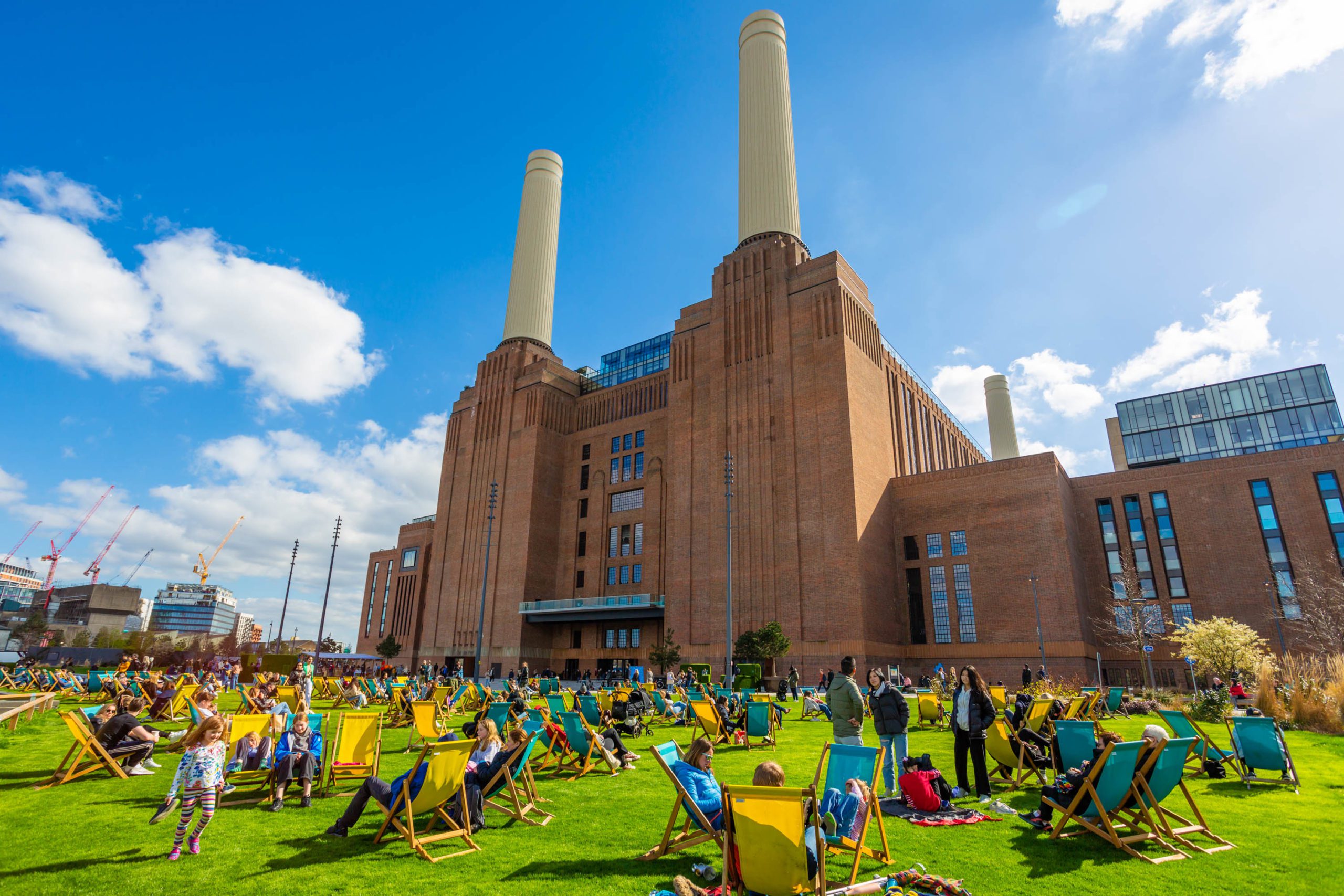 Summer in the south: Battersea Power Station - London Planner